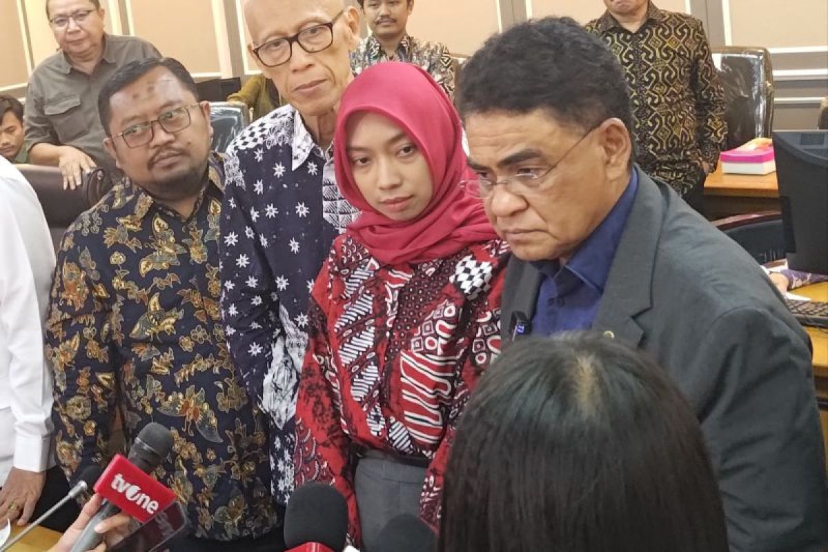 Istri Arya Daru setuju untuk ekshumasi - ANTARA News Kepri