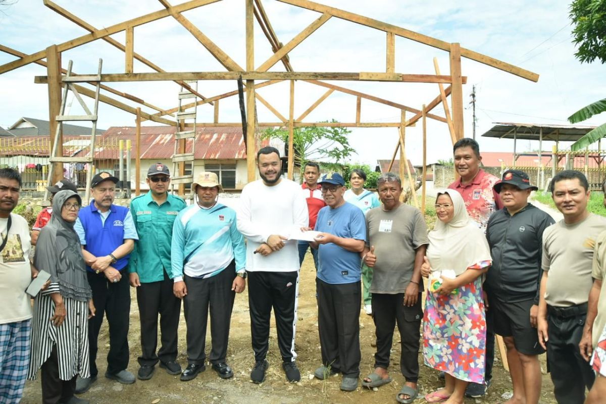 Wako Fadly Amran tinjau proses pembangunan Poskamling Gunung Sago ...