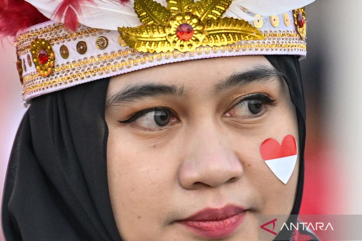 Merah Putih berkibar di Qatar, lihat aksi suporter Indonesia di Piala ...