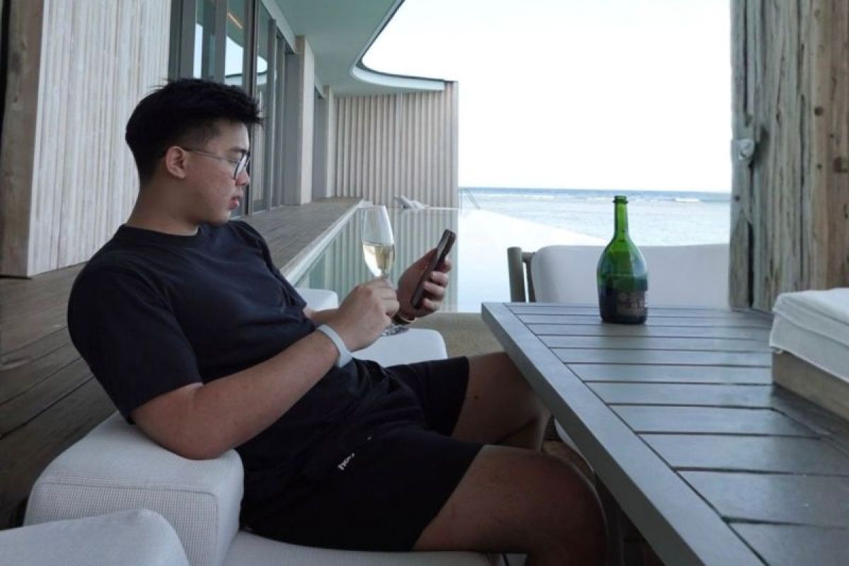 Biodata Timothy Ronald, Investor muda asal Indonesia - ANTARA News ...