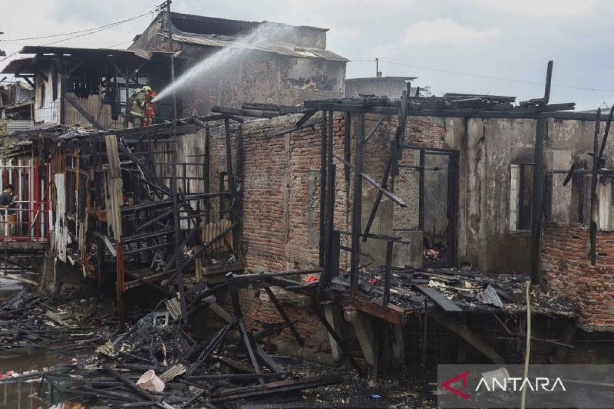Kebakaran hanguskan 33 rumah di permukiman padat penduduk Tambora - ANTARA News