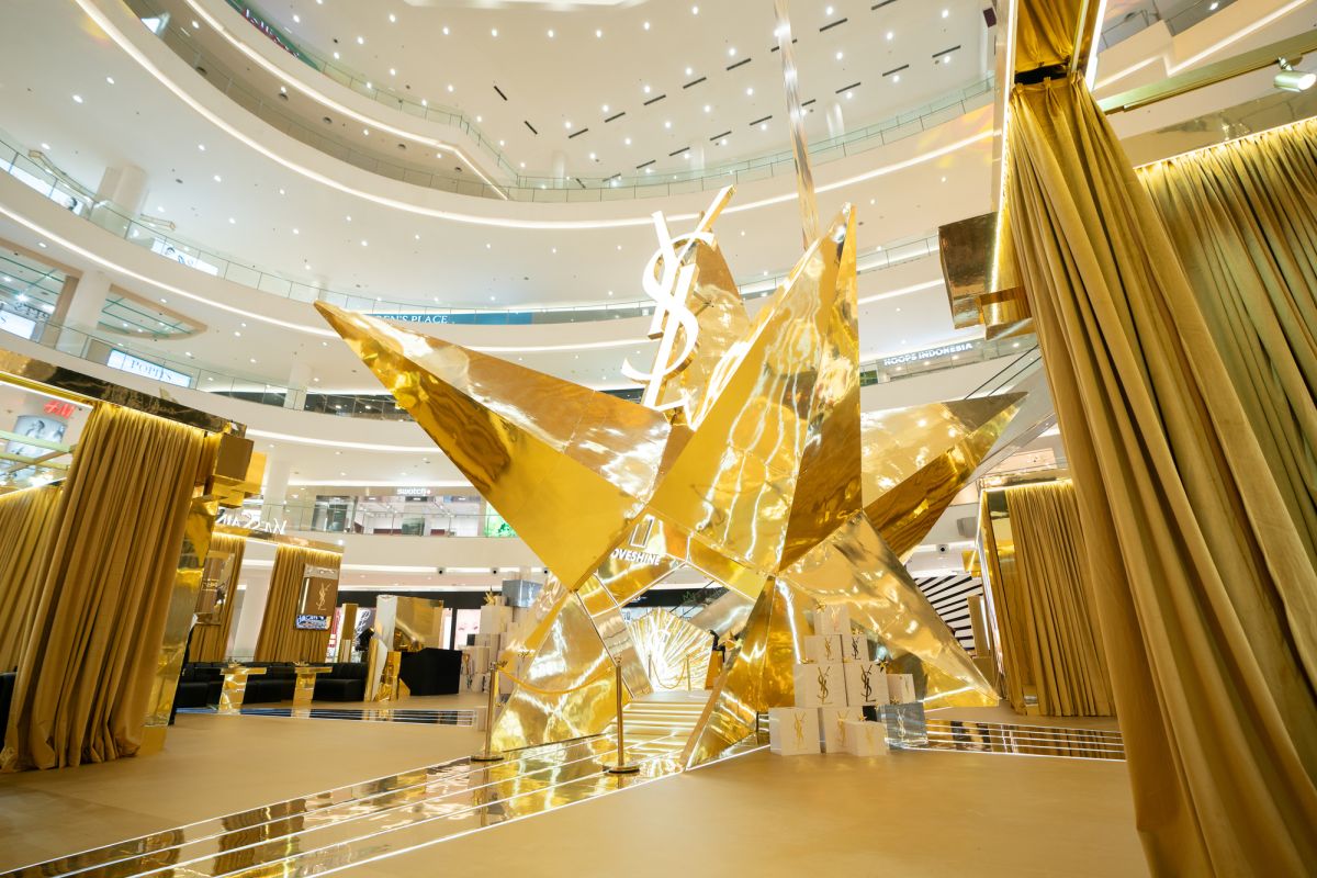 YSL Beauty hadirkan pop-up di Senayan City hingga 16 November 2025 ...