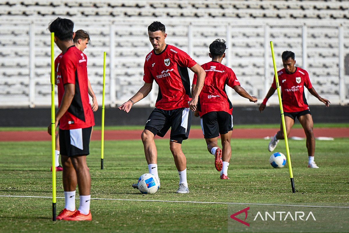Latihan Timnas Indonesia U-22 jelang lawan Mali - ANTARA News