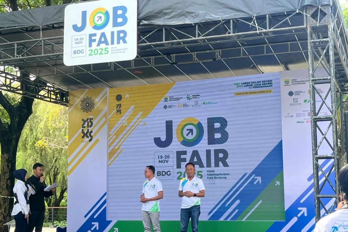 Pemkot Bandung gunakan aplikasi New BIMMA untuk Job Fair 2025 - ANTARA ...