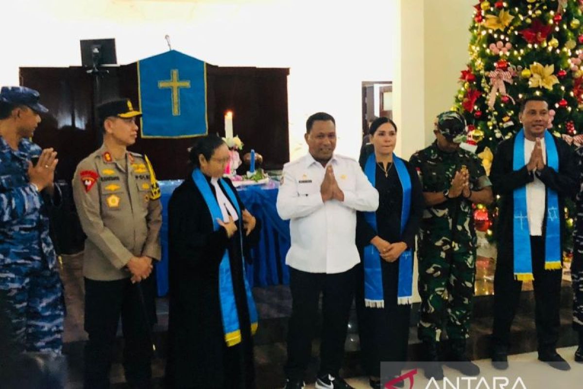 Forkopimda Maluku safari gereja di Ambon pastikan ibadah Natal damai ...