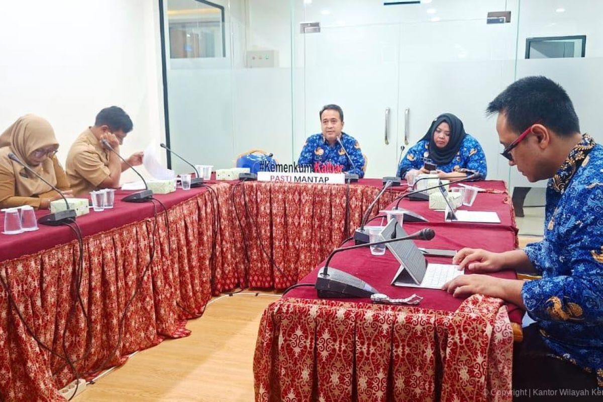 Kanwil Kemenkum Kalbar harmonisasikan raperbup Mempawah tentang TPP ASN ...