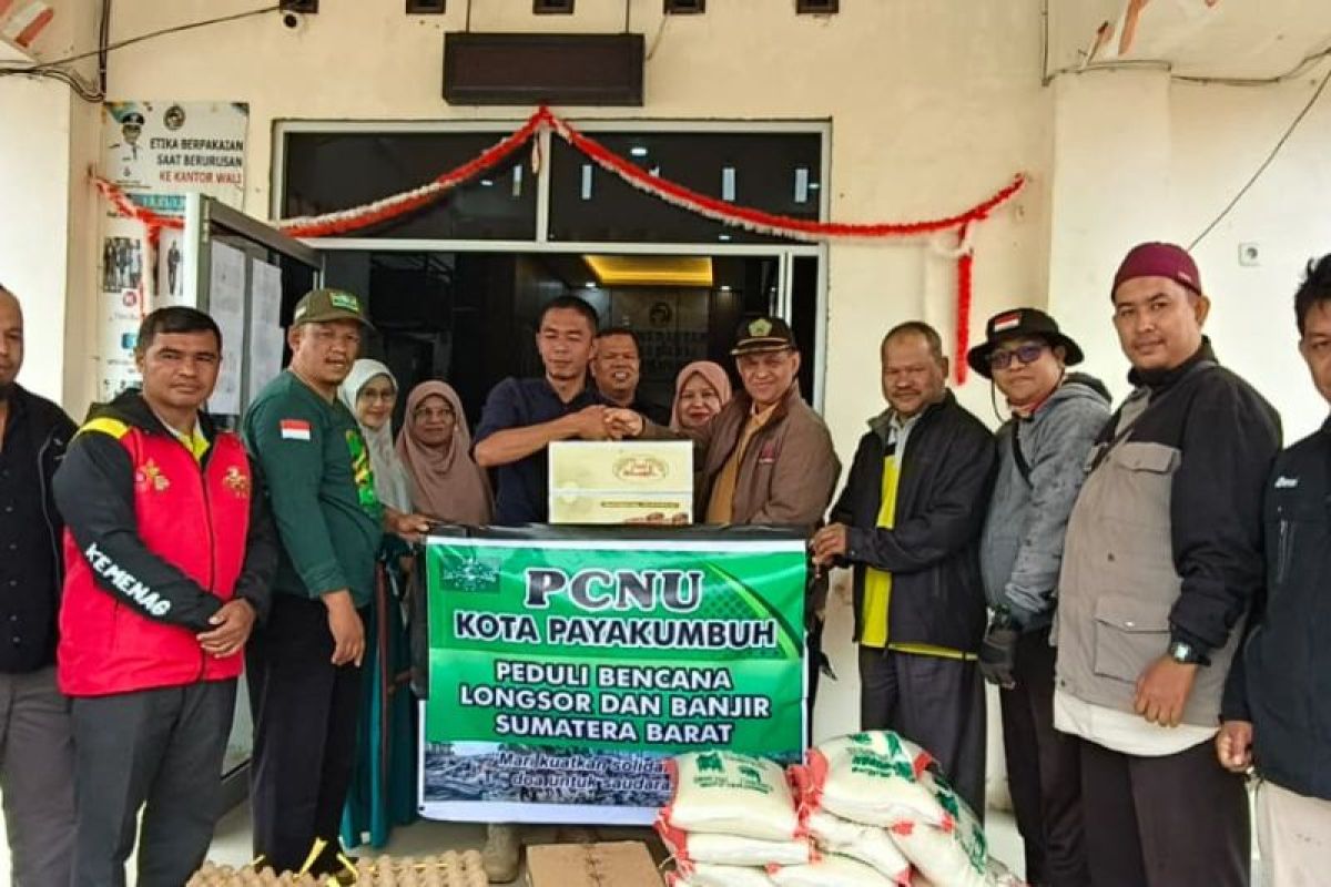 PCNU Kota Payakumbuh salurkan bantuan untuk korban bencana di Nagari ...