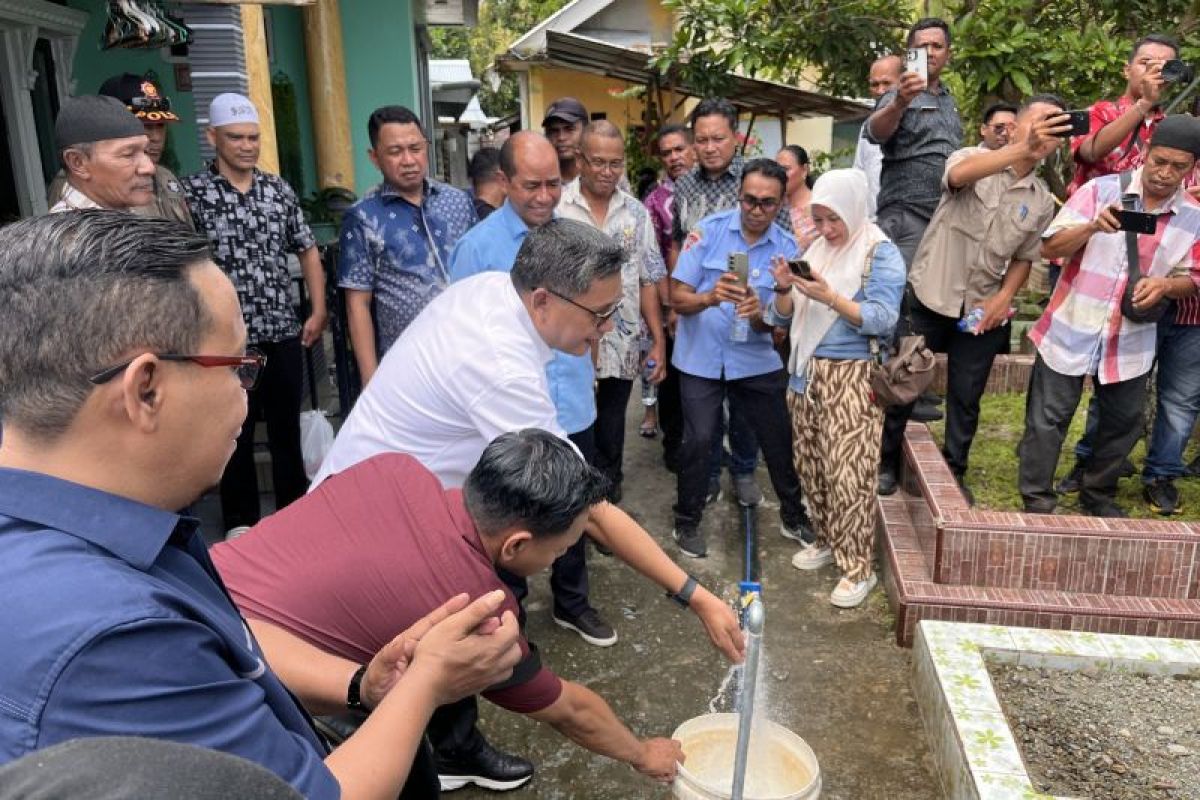 Pemkot Ambon buka akses air bersih untuk 200 KK di Urimesing Nusawine ...