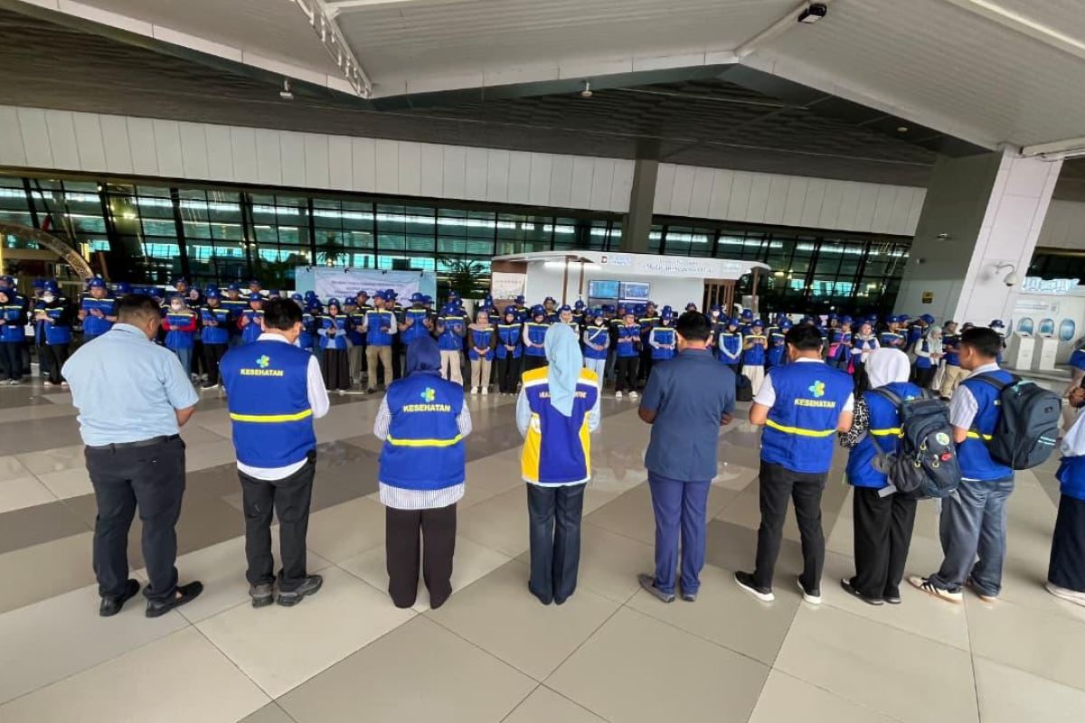 Kemenkes kirim 527 relawan perkuat layanan kesehatan pascabencana Aceh ...
