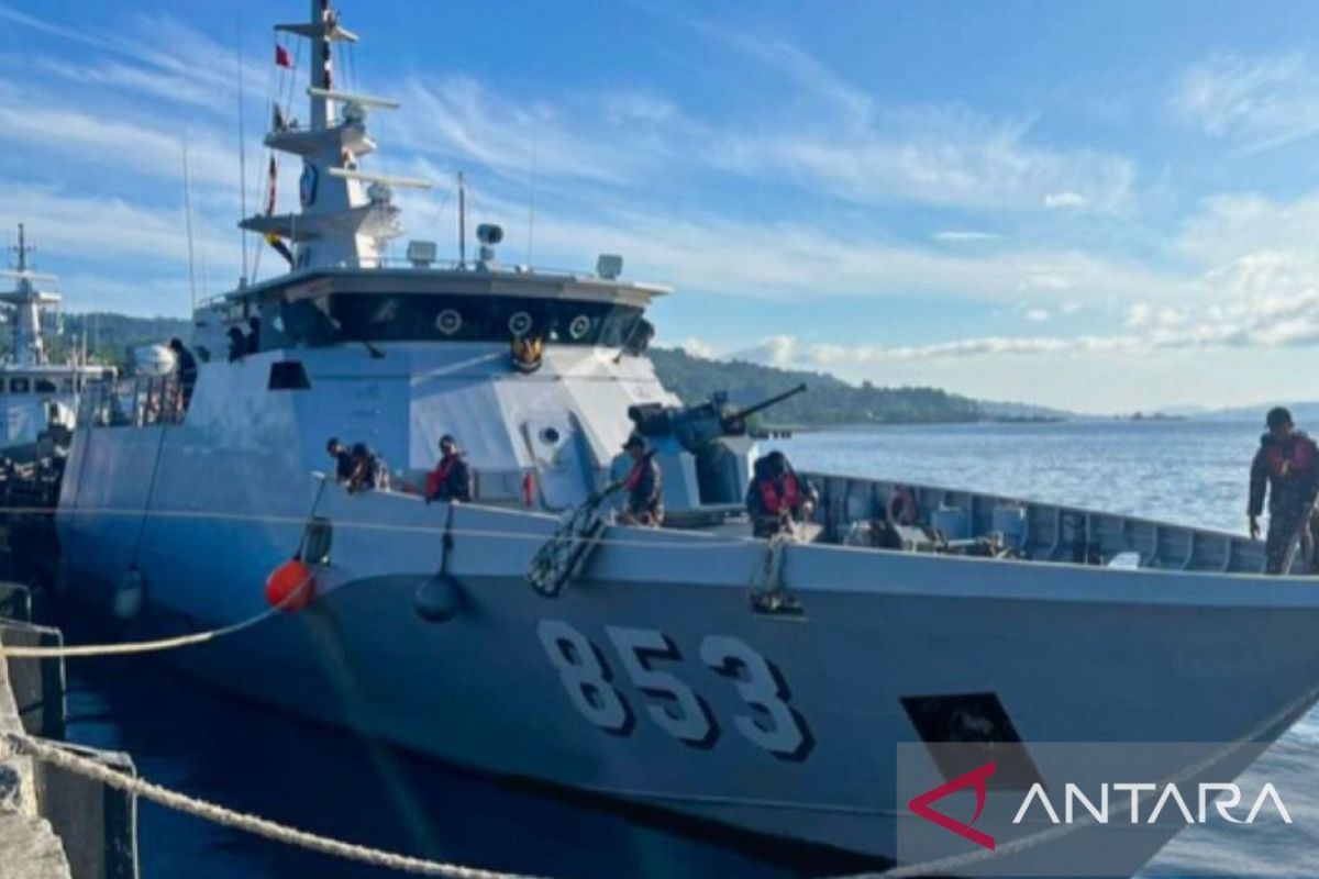 KRI Tatihu-853 operasi Perisai Sura-26 jaga kedaulatan perairan Maluku ...