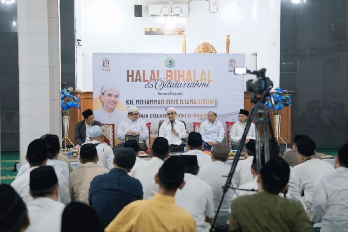 Halal Bihalal HIKAM di Depok, Kyai Idris tekankan Ta'alluq dan ...