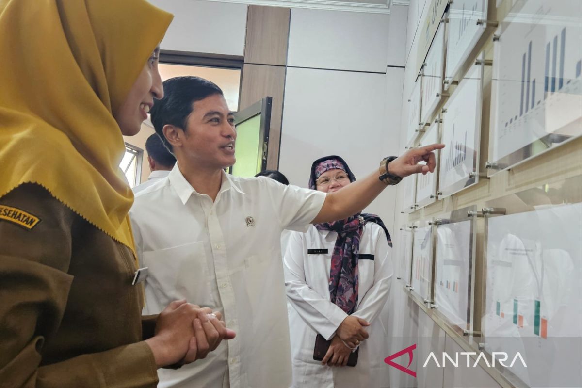 Kemenkes siapkan X-ray bagi puskesmas di Bandung genjot skrining TB ...