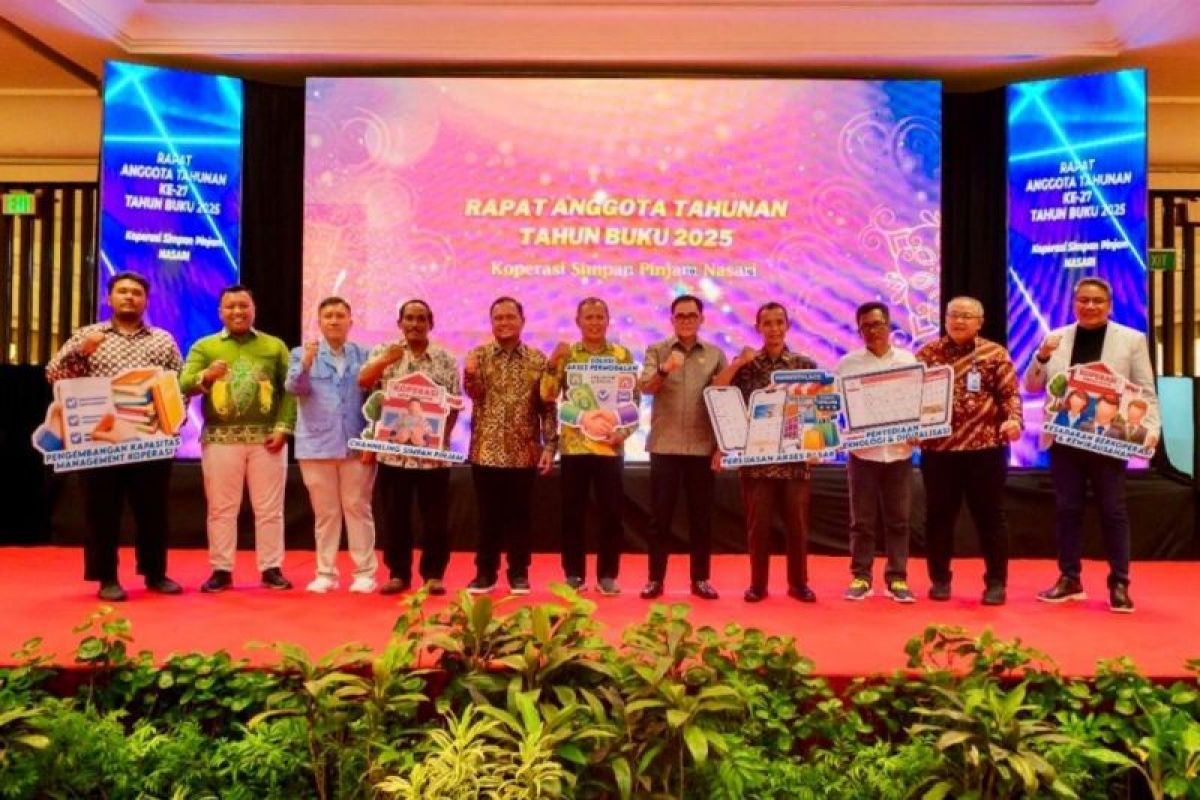 Menkop: KSP Nasari role model kakak asuh KDKMP dengan program Collab ...