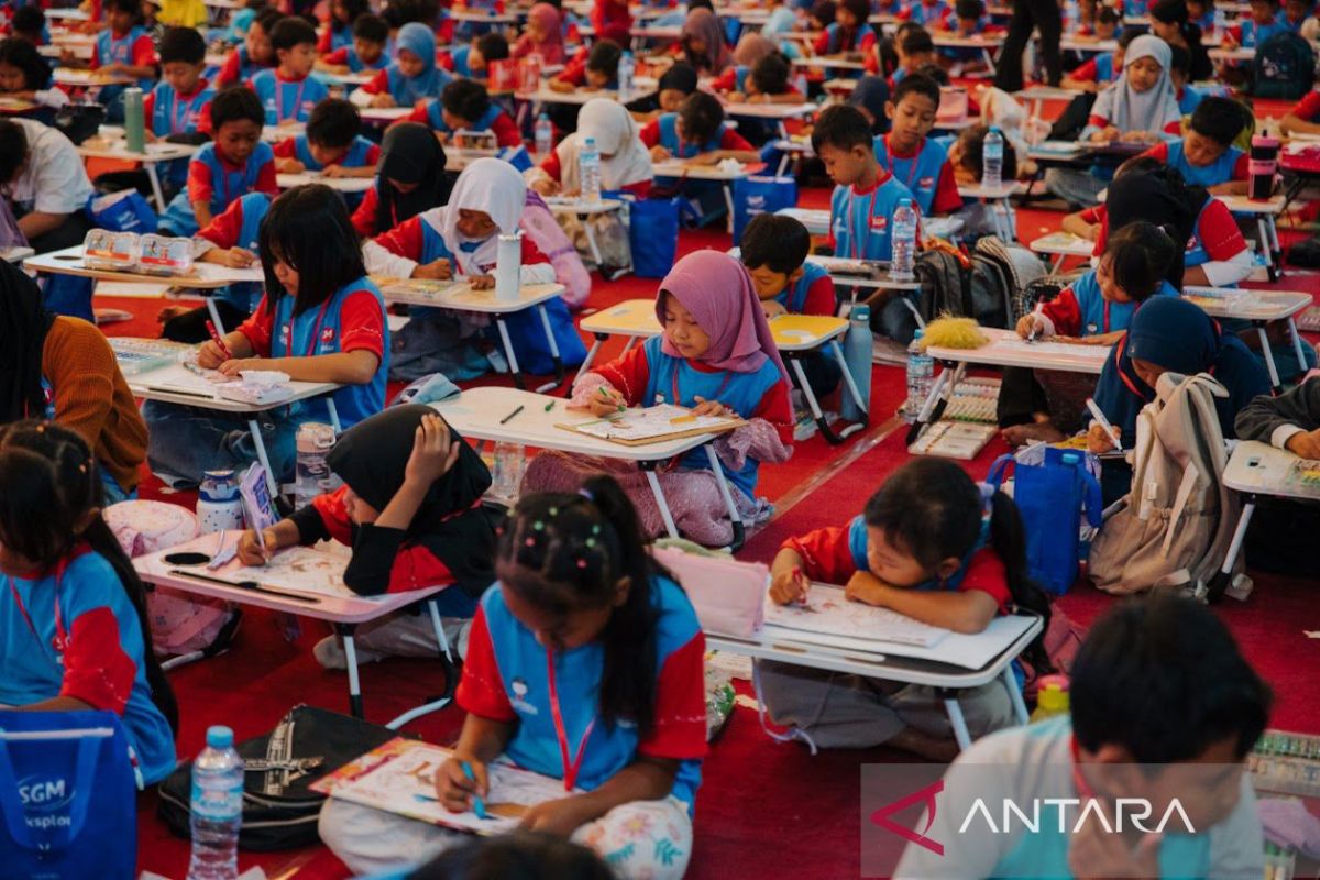 Ahli sebut aktivitas mewarnai stimulasi anak tumbuh kembang optimal ...