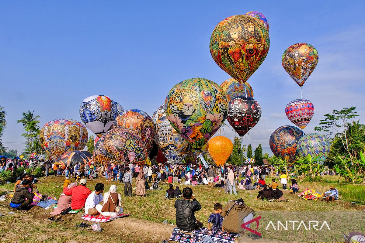 Festival Balon Ngawen memeriahkan Waisak 2026 - ANTARA News Jawa Barat