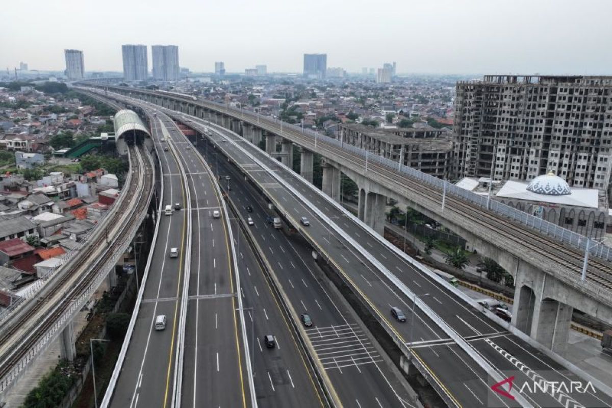 482.745 kendaraan lintasi Tol MBZ di libur Idul Adha dan Harlah ...