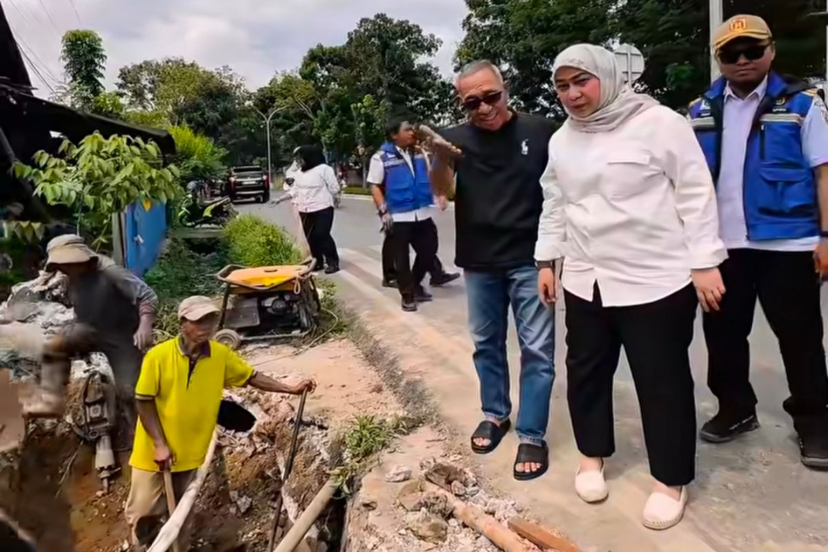 Wali Kota Lisa instruksikan percepatan penanganan genangan air di Jalan ...