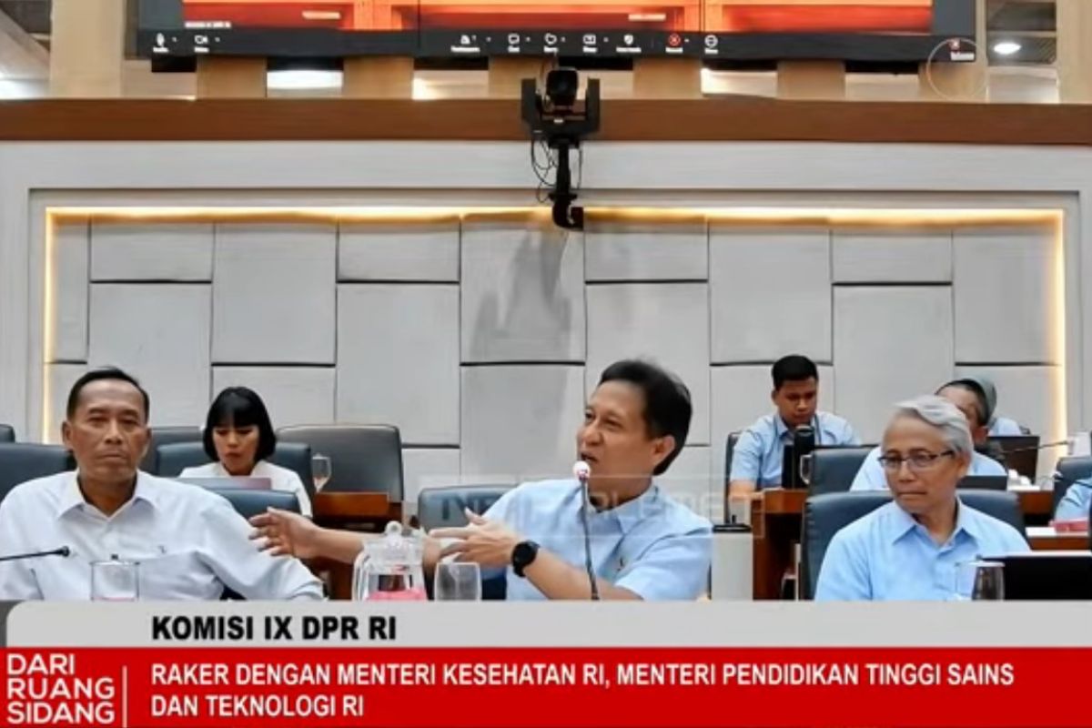 Menkes fokus meningkatkan layanan kesehatan bagi dokter magang - ANTARA ...
