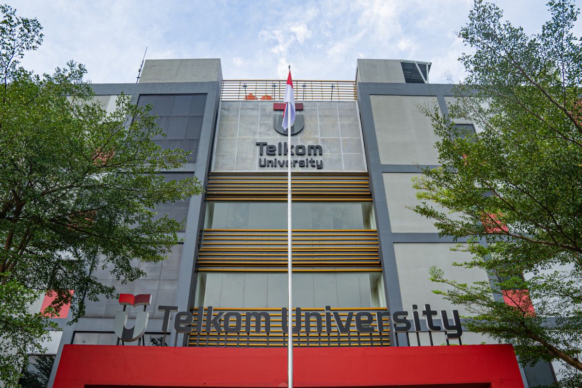 Bangun masa depan bersama Telkom University Purwokerto, ada kesempatan ...