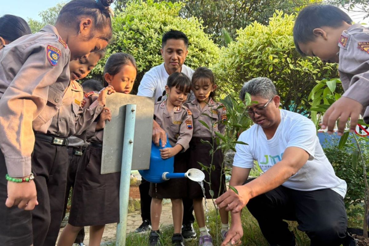 Hari Lingkungan Hidup di Pati diperingati dengan gerakan menanam pohon ...