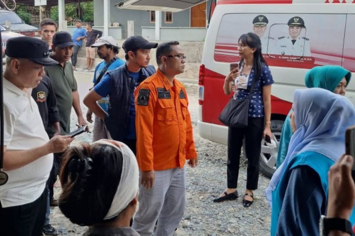 Pemkab-Sigi percepat distribusi logistik dan tenda korban gempa bumi ...