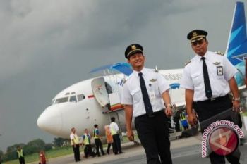 Kumpulan Berita Garuda Jajaki Rute Ke Cihina - ANTARA News Yogyakarta