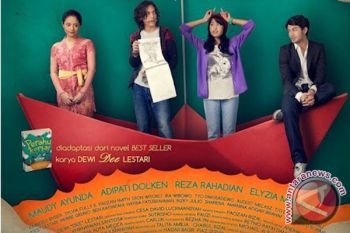 Kumpulan Berita Film Perahu Kertas Tayang Perdana - ANTARA News Yogyakarta