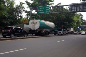 jalan daan mogot macet - Kumpulan Berita ANTARA News