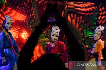 festival topeng - Kumpulan Berita ANTARA News