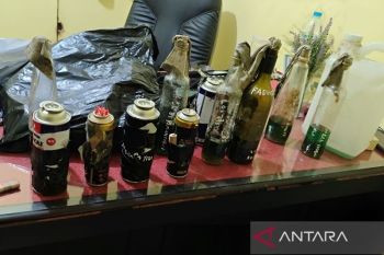 kasus pelemparan bom molotov - Kumpulan Berita ANTARA News