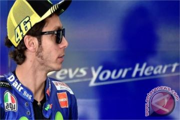 Rossi Tuding Gaya Balap Marquez Rusak MotoGP - ANTARA News Gorontalo