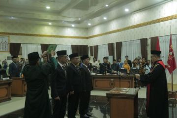 Ilham resmi dilantik jadi Ketua DPRD Agam periode 2024-2029 - ANTARA Sumbar