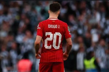 Istri mendiang Diogo Jota berikan surat bagi Andy Robertson - ANTARA ...