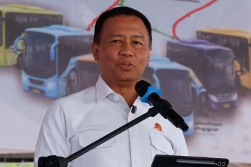 Indonesia pushes mass transit to cut fuel subsidy costs - ANTARA News