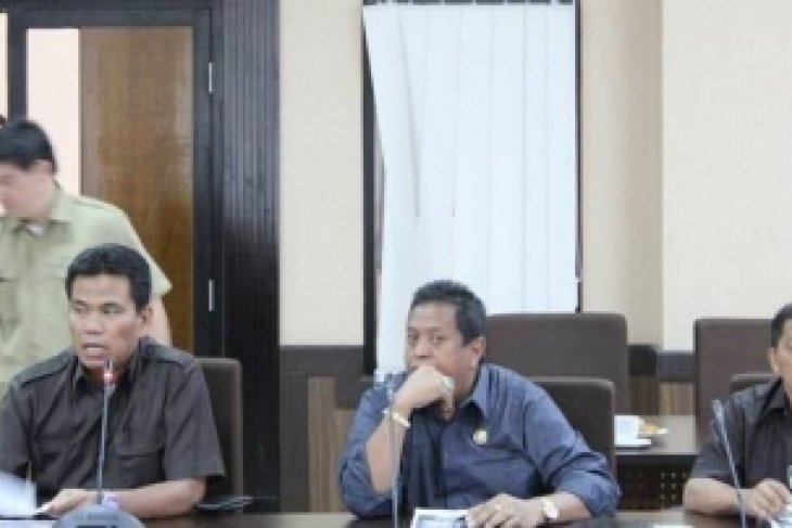 Warung Bukit Soeharto - ANTARA News Kalimantan Timur