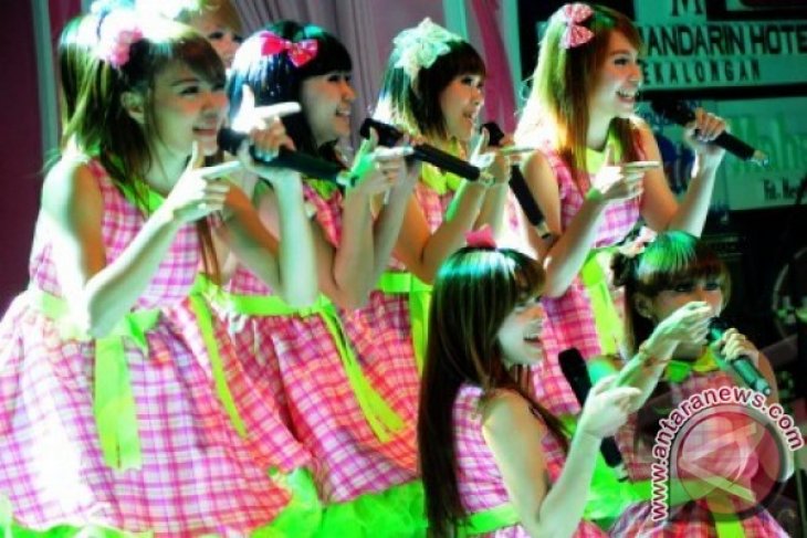 Aksi Cherrybelle - ANTARA News Kalimantan Barat