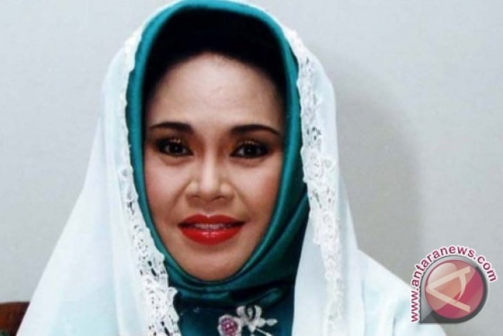 Hetty Koes Endang Bernyanyi untuk Penggemarnya di Malaysia - ANTARA ...