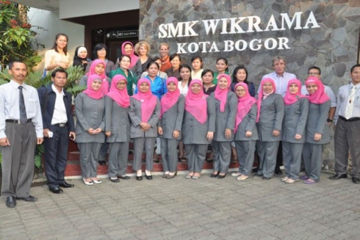 Delegasi Laos-Jerman kunjungi SMK Wikrama Bogor - ANTARA News Megapolitan