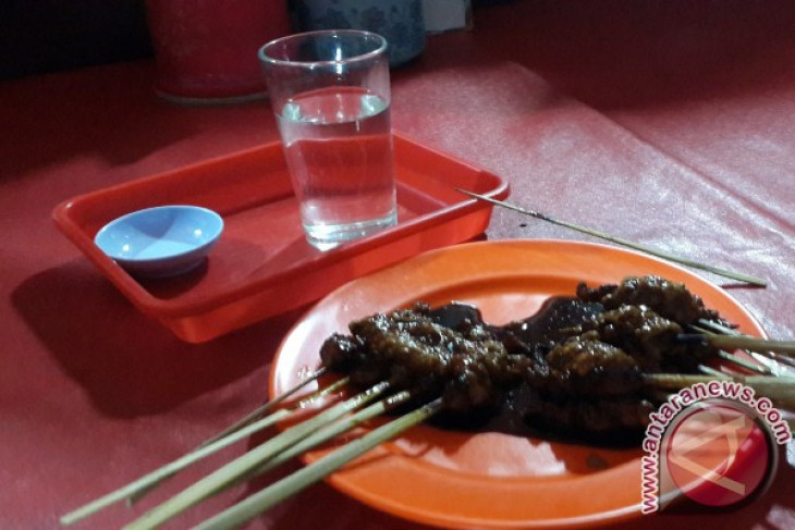 Sate Daging Ular Kobra - ANTARA News Kalimantan Barat