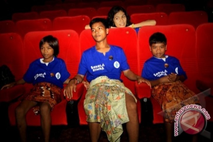 Ayo nonton film "Sokola Rimba", kisah anak-anak suku pedalaman Jambi ...