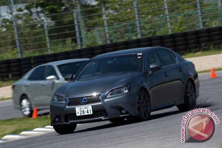 Lexus Bangun Galeri di Tiga Kota Bisnis Dunia - ANTARA News Kalimantan ...