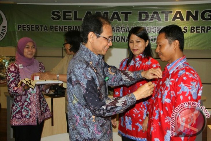 PUSKESMAS HAMPANG RAIH TERBAIK I NASIONAL