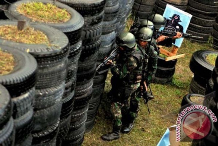 Latihan PJD Kopassus - ANTARA News Bali