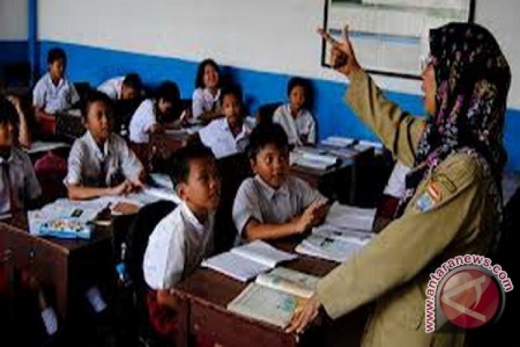 Pangkalpinang Kekurangan Guru SD - ANTARA News Bangka Belitung