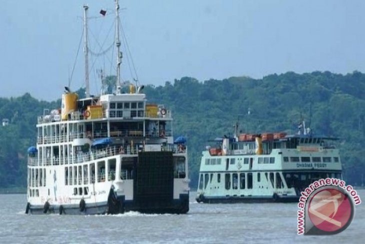 Tinggi Gelombang Selat Karimata Dua Meter - ANTARA News Bangka Belitung