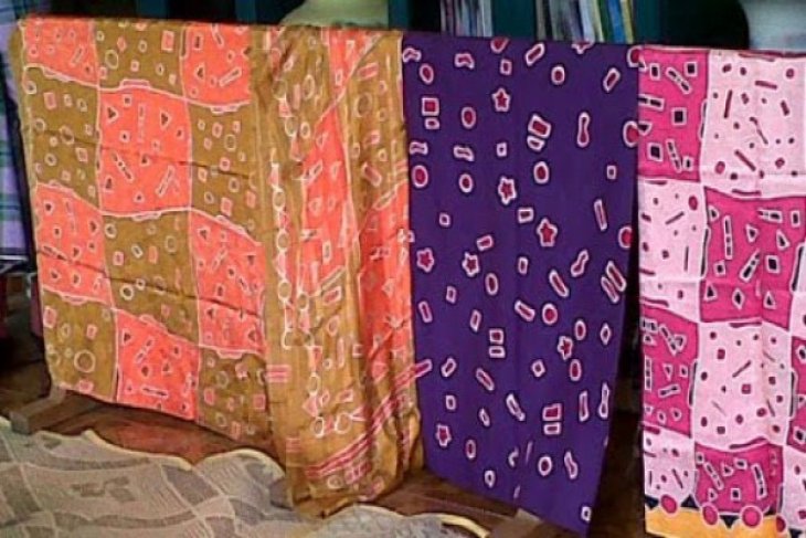 Batik Abstrak Bandung Tembus Pasar Eropa - ANTARA News Megapolitan