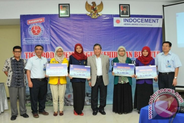 12.634 Beasiswa Diberikan Indocement Untuk Jenjang SD-S3 - ANTARA News ...