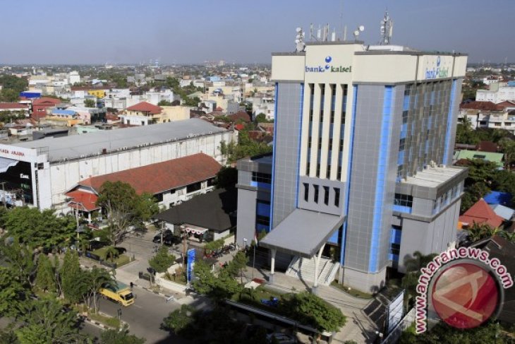 Bank Kalsel Menuju BUKU 3 - ANTARA News Kalimantan Selatan