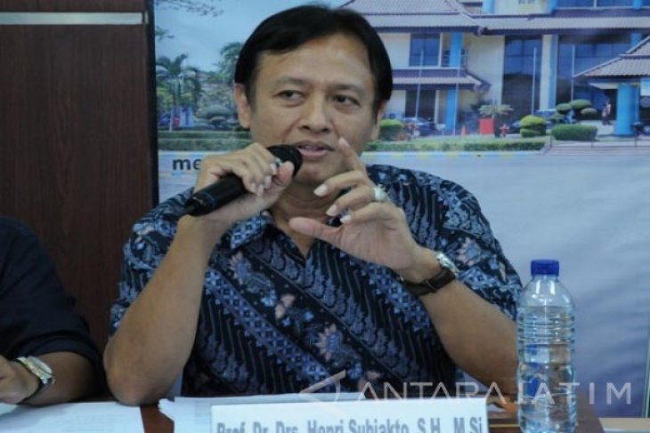 Prof Henri Subiakto Ingatkan "Penjajahan" Digital - ANTARA News Jawa Timur