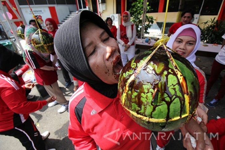Lomba Ibu-ibu Bhayangkari